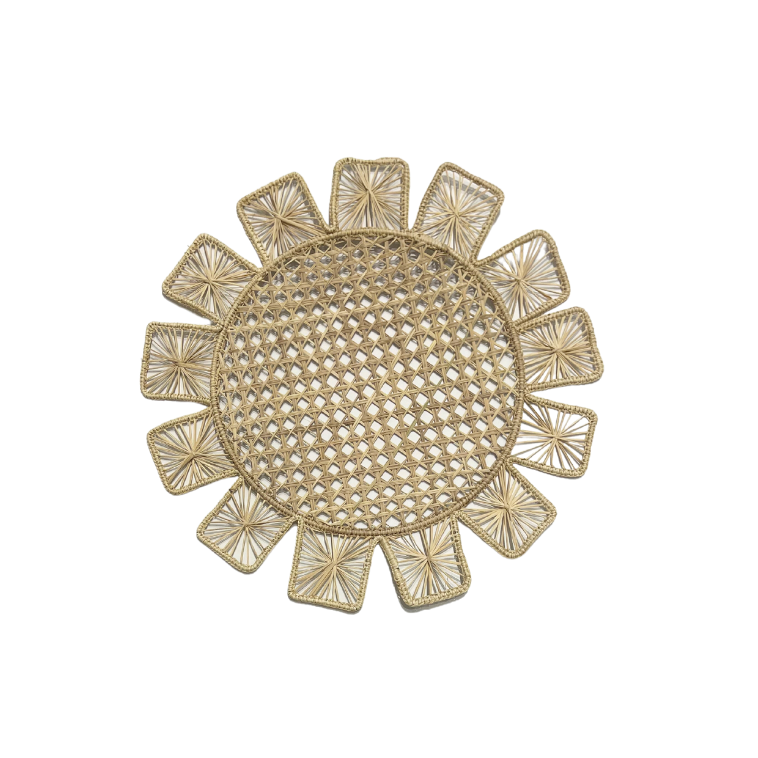Natural Scalloped Woven Placemat – Baker Tatum